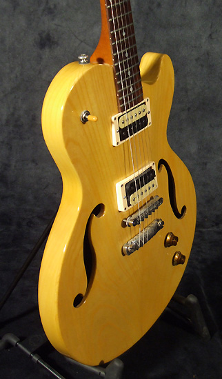 Occasion Guitare Village Robin Savoy Guitare Rock d'Occasion