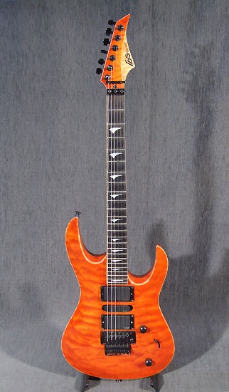 Occasion Guitare rock LAG Arkane 2000 de 2007 Guitare Village Domont 95