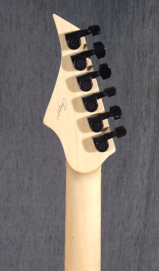 Occasion Guitare rock LAG Arkane 2000 de 2007 Guitare Village Domont 95