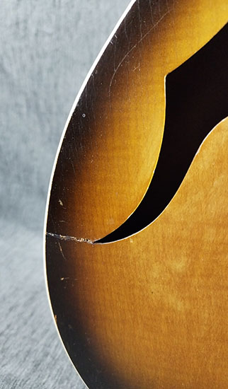 Occasion Guitare jazz Di Mauro E2 Guitare Village Domont 95